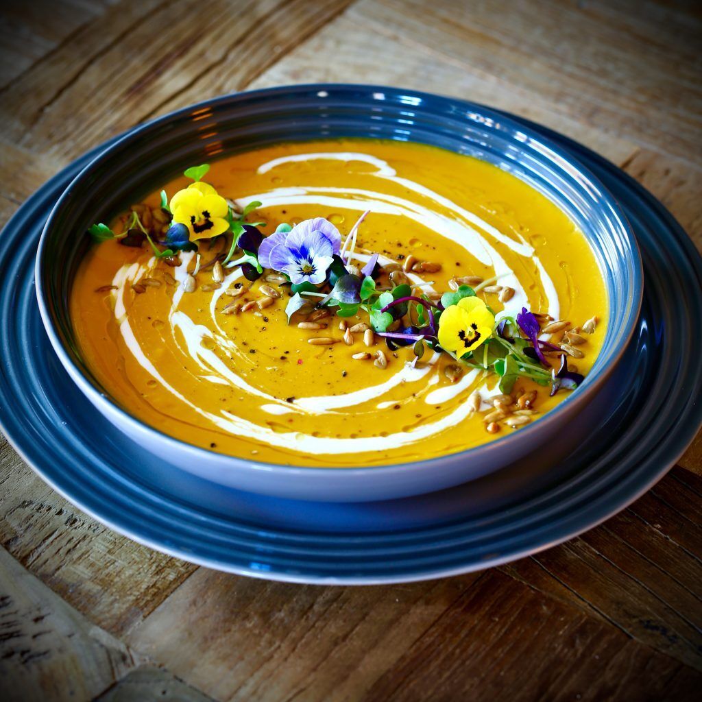 Why Edible Flowers Are New Culinary Trend And Very Profitable? - React ...